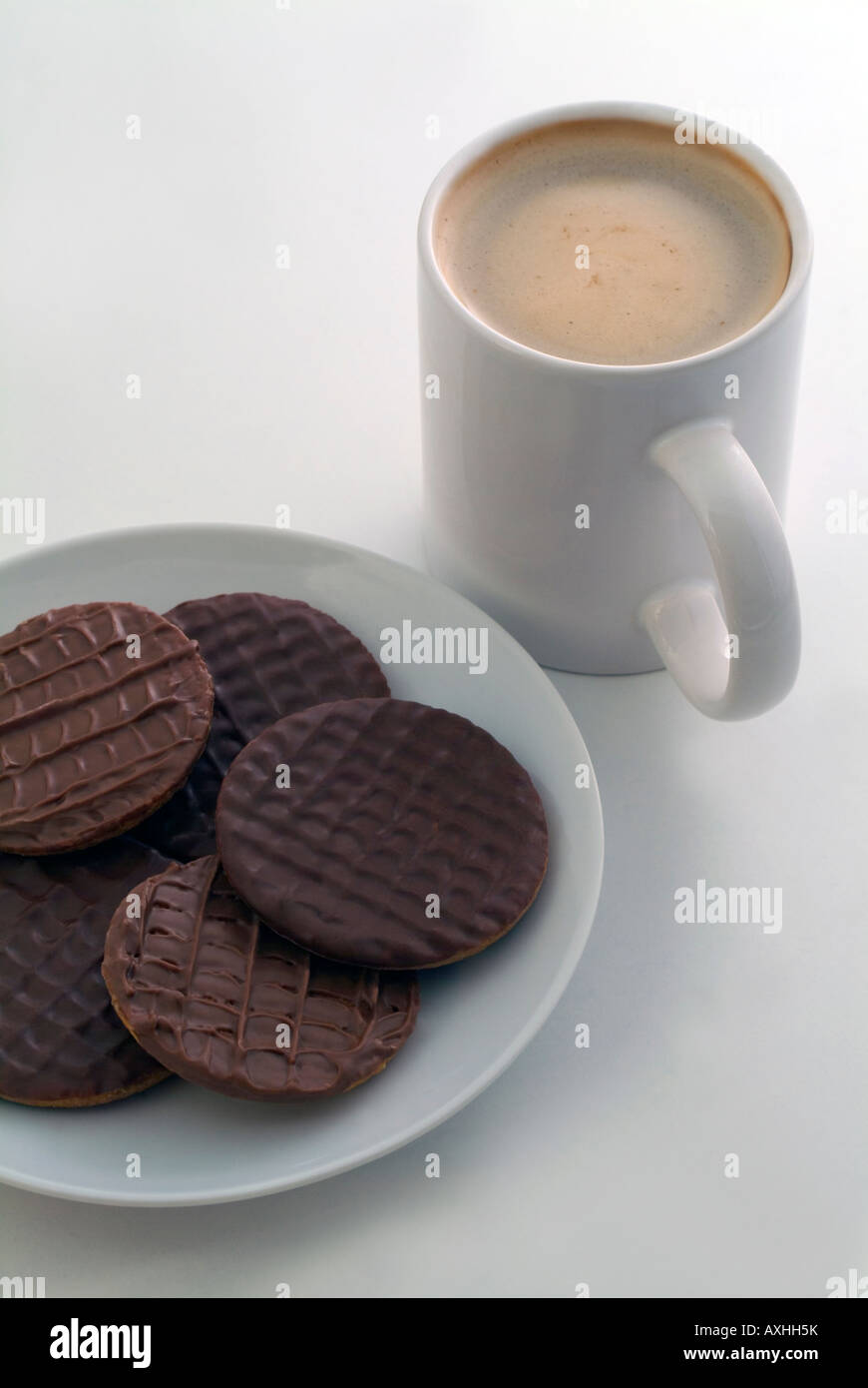 Coffee break with chocolate biscuits Stock Photo - Alamy