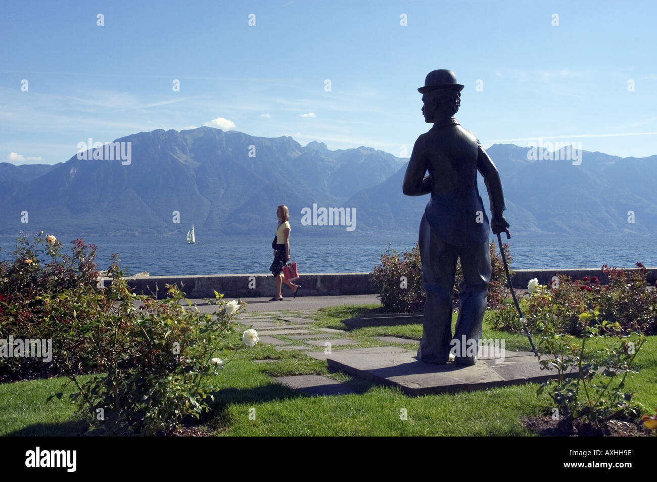 Charlie Chaplin statue in Vevey Stock Photo - Alamy