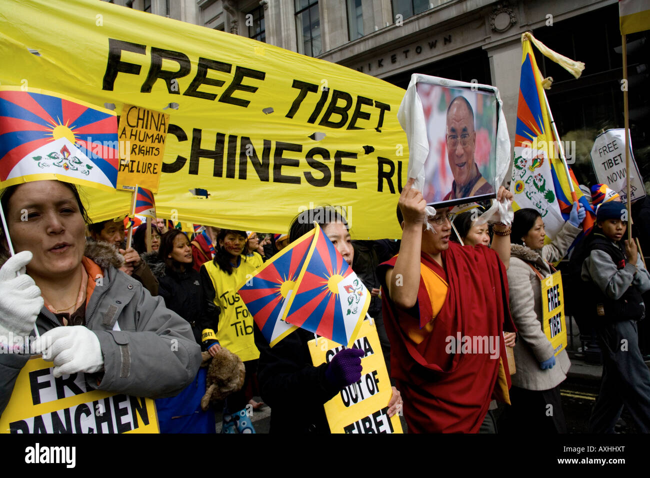 Free tibet hi-res stock photography and images - Alamy
