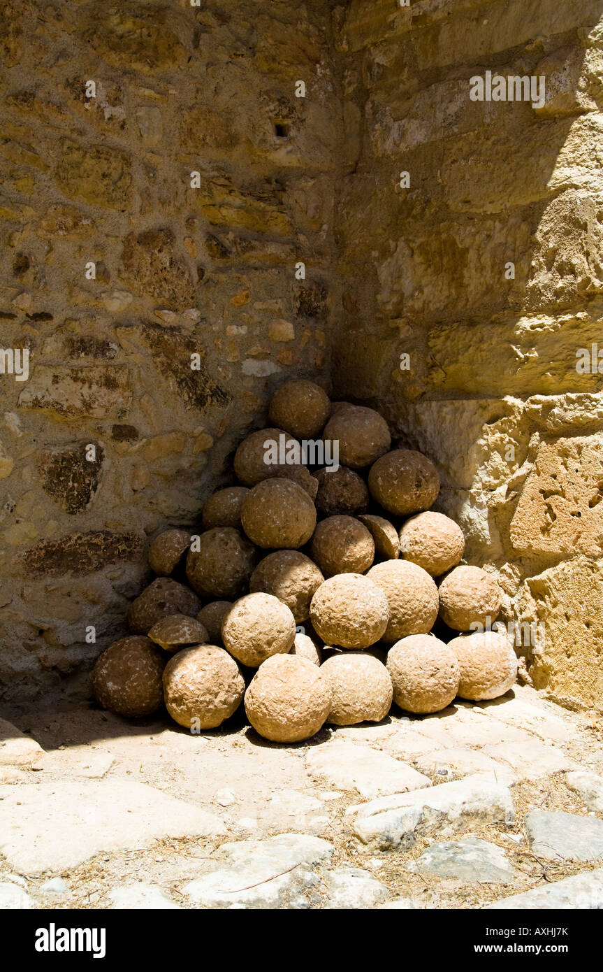 Cannonballs hi-res stock photography and images - Alamy