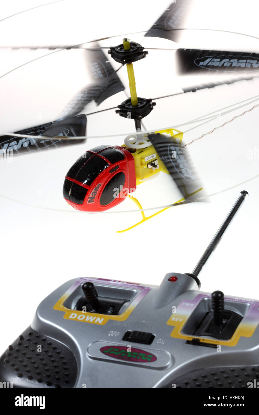 Remote control helicopter hi-res stock photography and images - Alamy