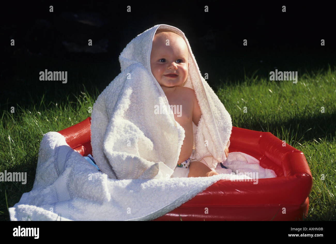 Bonny baby hi-res stock photography and images - Alamy