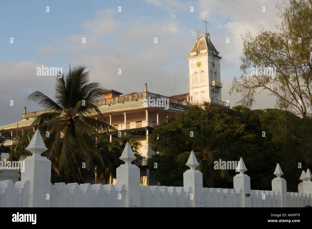 Sultan bargash hi-res stock photography and images - Alamy