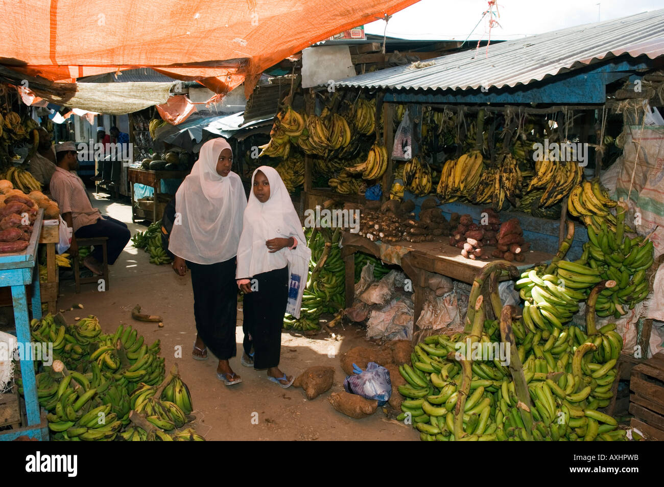 Tanzania Zanzibar Stone Town the market Stock Photo - Alamy