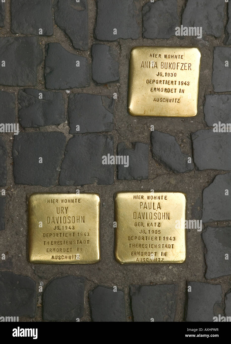 art Jewish second wold ware pavement stones stumbling stones memorial ...
