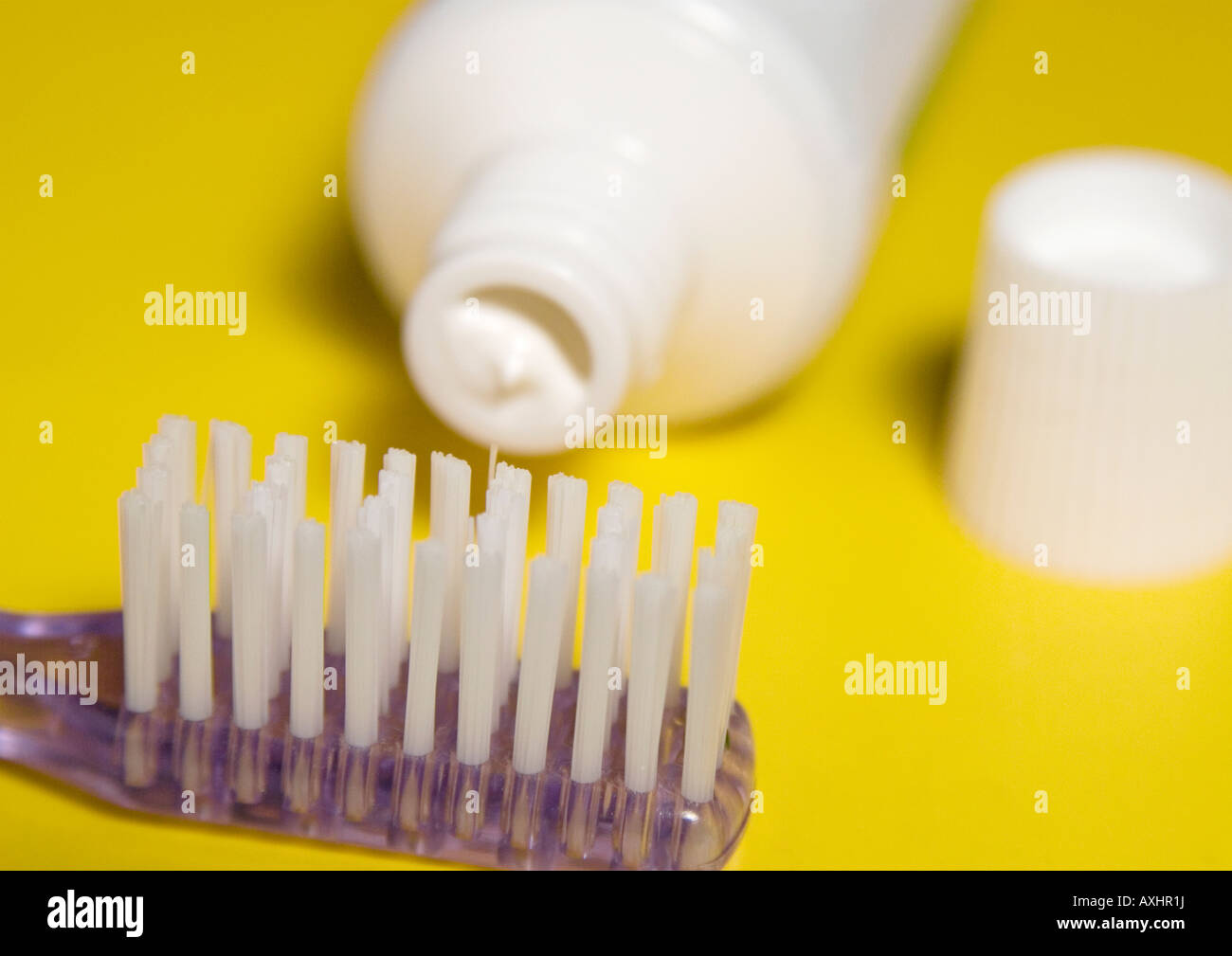 Open tooth paste tube hi-res stock photography and images - Alamy