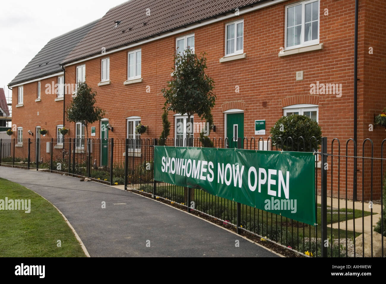 New housing development advertising sign hi-res stock photography and ...