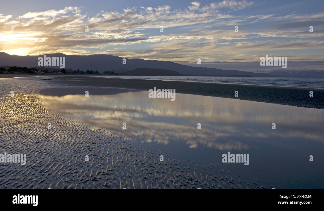 Sunset at Pohara Beach, South Island, New Zealand Stock Photo - Alamy