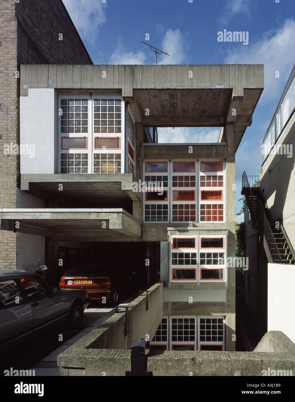 Eames house exterior hi-res stock photography and images - Alamy