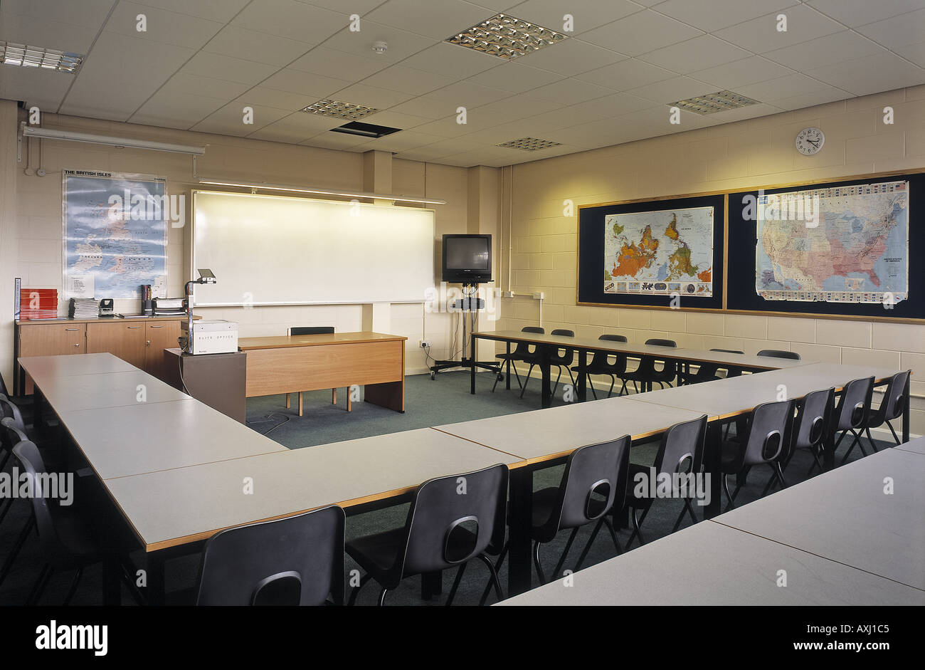 HABERDASHERS SCHOOL SCIENCE AND GEOGRAPHY BUILDING Stock Photo - Alamy