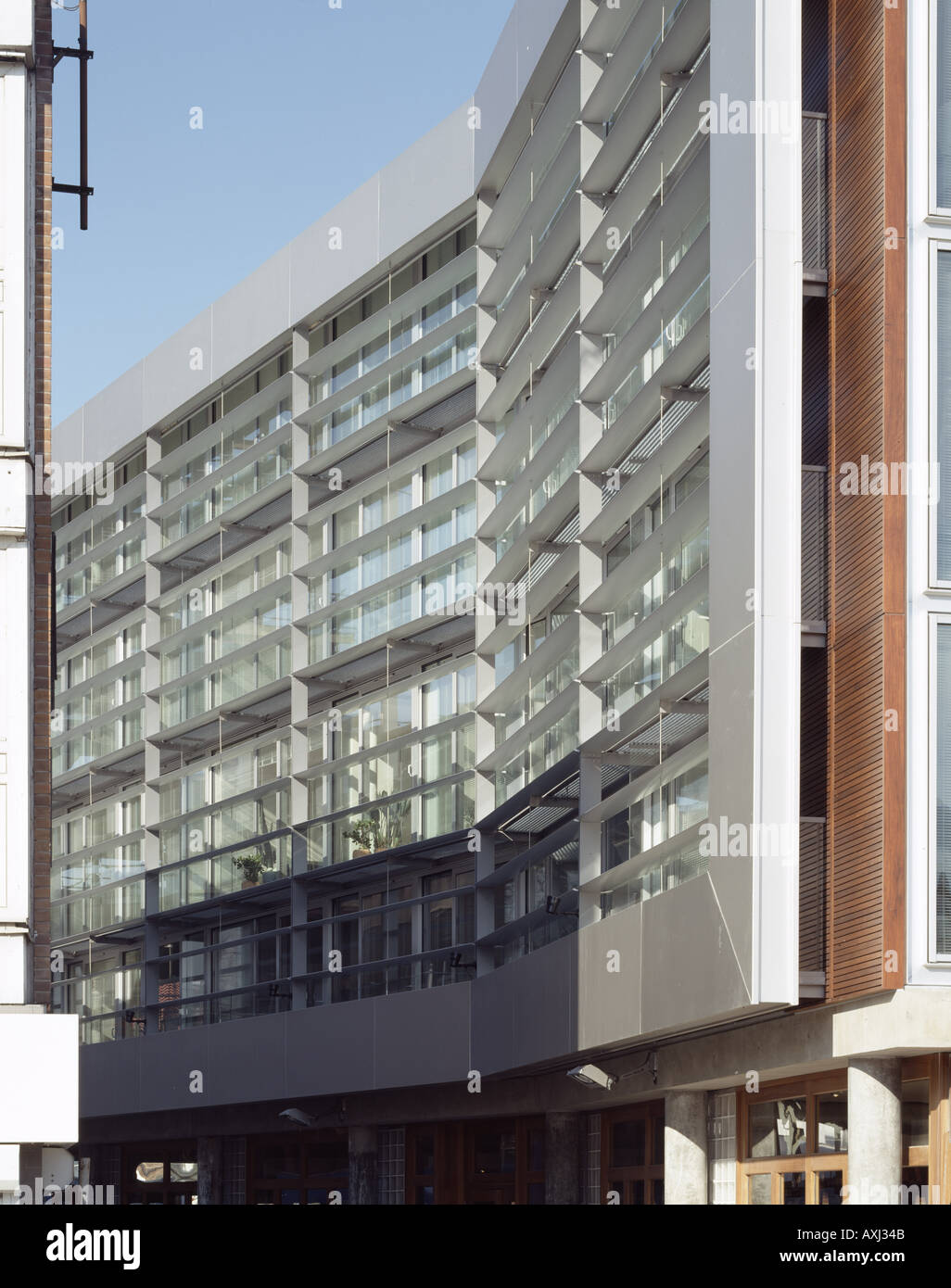 THE Q BUILDING Stock Photo - Alamy