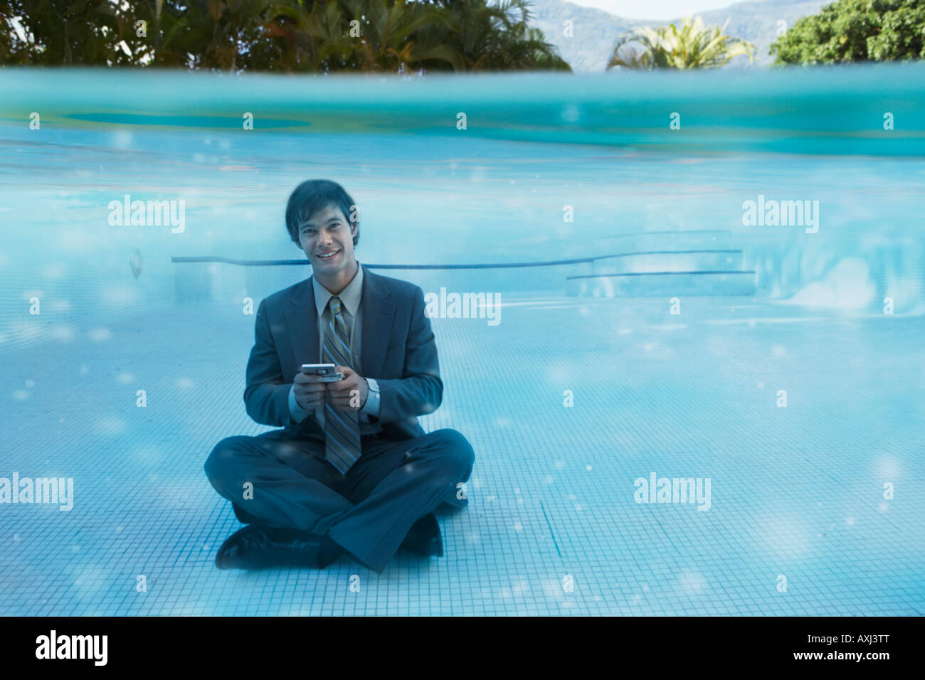 Businessman swimming underwater hi-res stock photography and images - Alamy