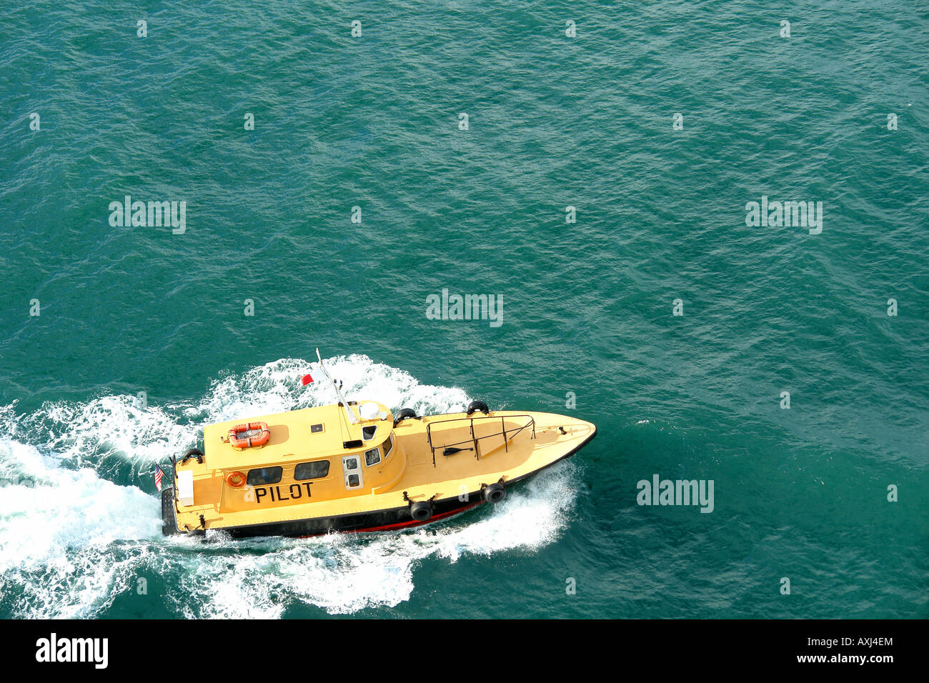 Center Console Boat High Resolution Stock Photography and Images - Alamy
