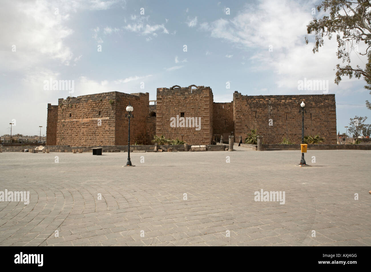 Bosra Syria Ayyubid fort containing the Roman amphitheatre Stock Photo ...