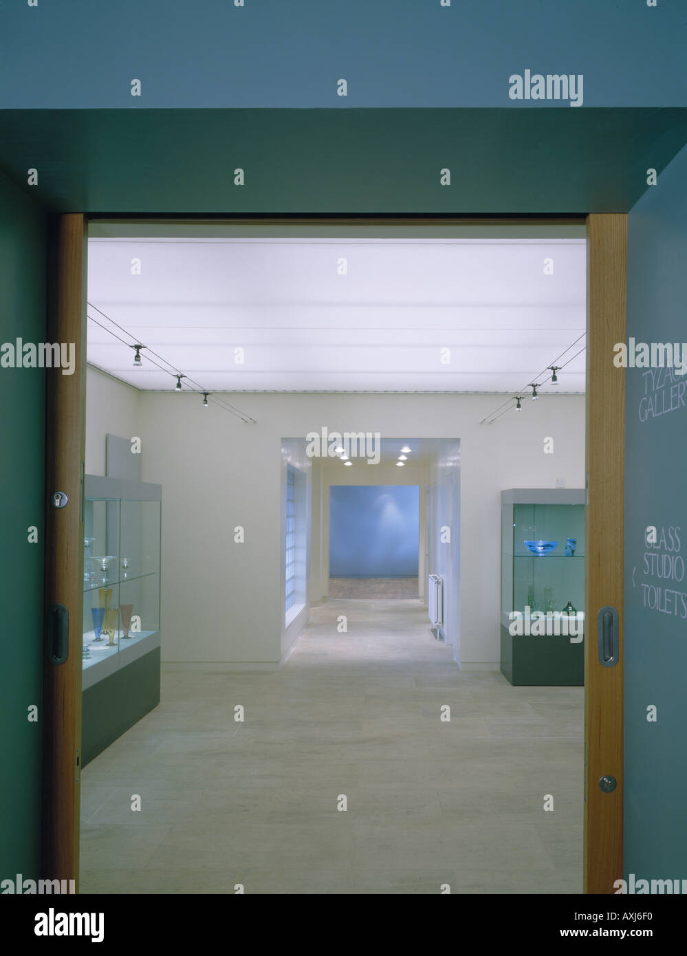 BROADFIELD HOUSE GLASS MUSEUM Stock Photo - Alamy