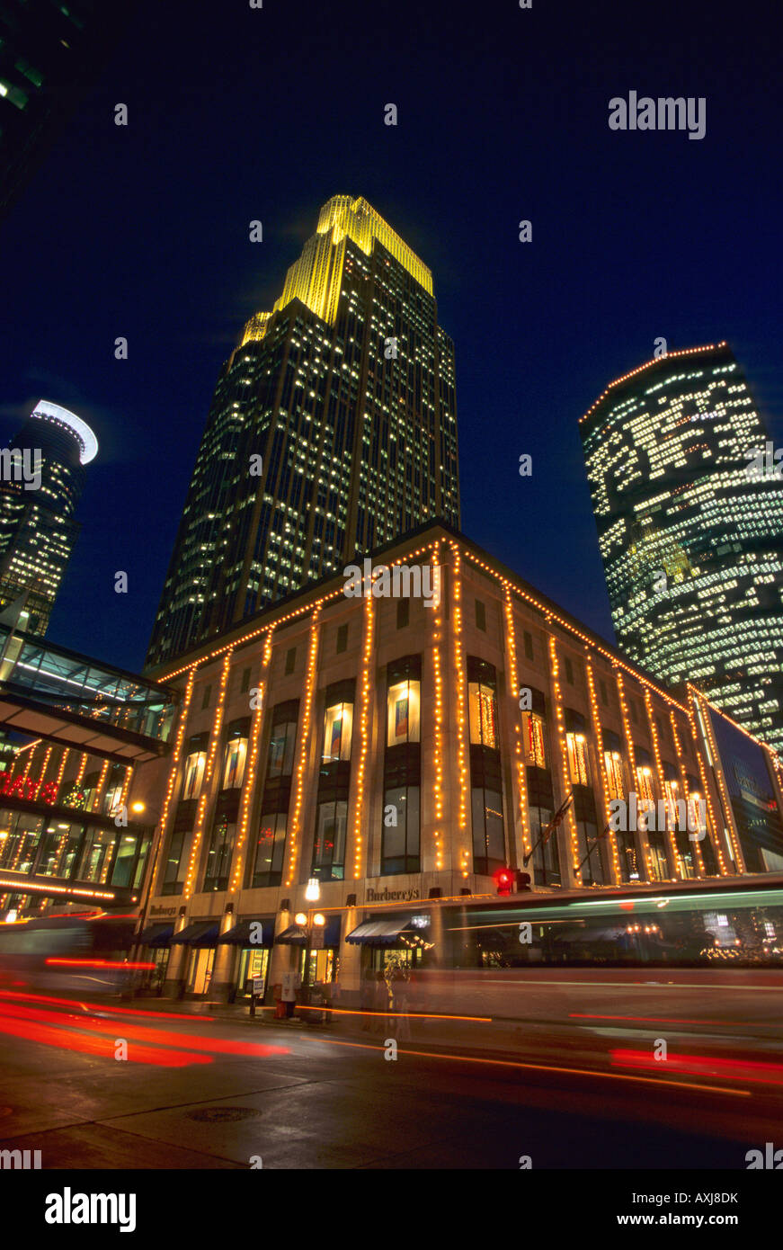 CAPELLA TOWER, WELLS FARGO CENTER AND IDS TOWER FROM NICOLLET MALL IN ... CAPELLA TOWER, WELLS FARGO CENTER AND IDS TOWER FROM NICOLLET MALL IN ...