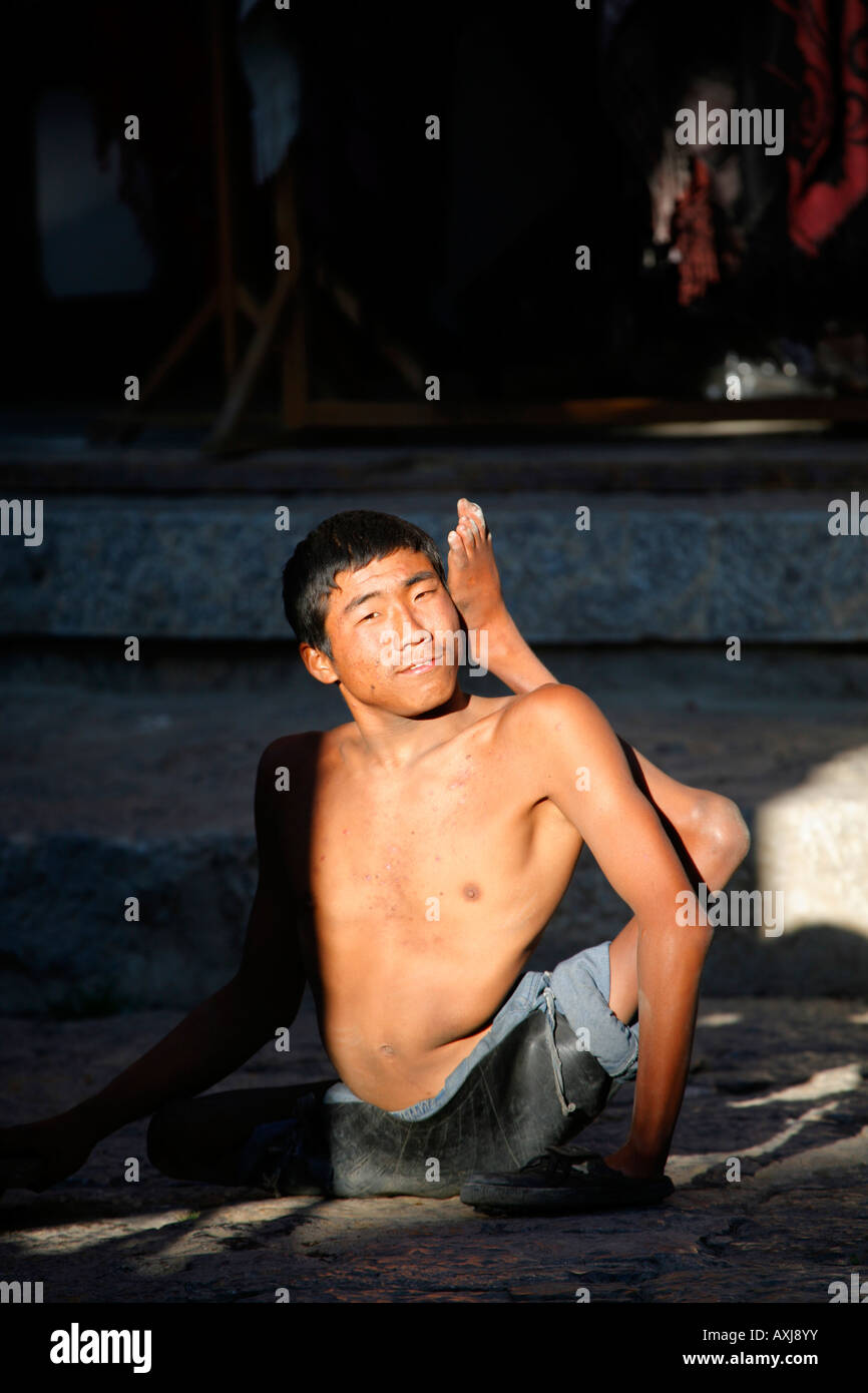 Disabled beggar hi-res stock photography and images - Alamy