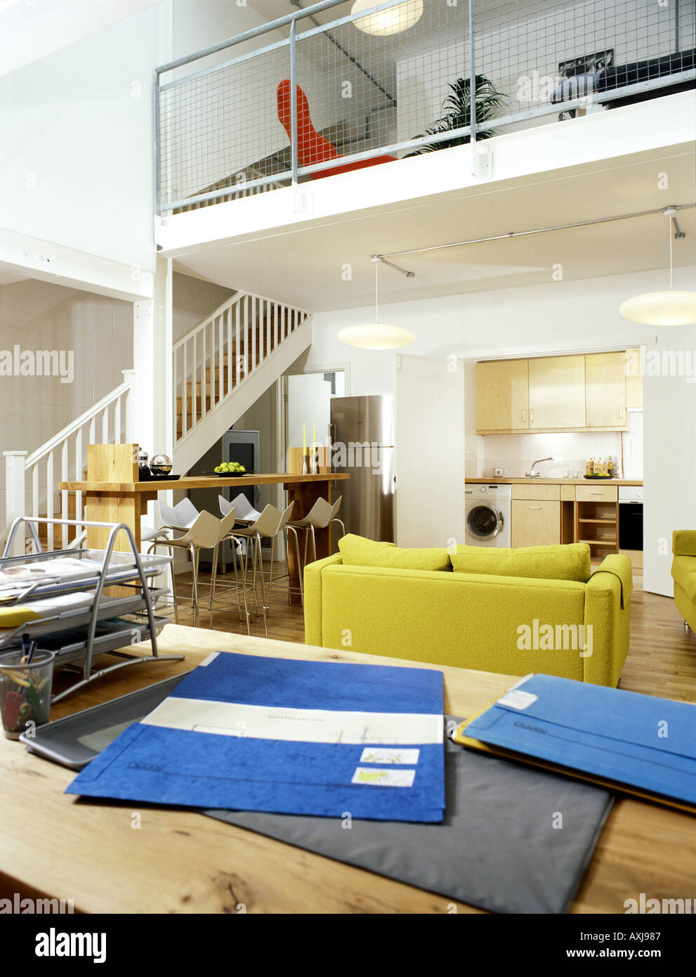 BEDZED BEDDINGTON ZERO ENERGY DEVELOPMENT Stock Photo - Alamy