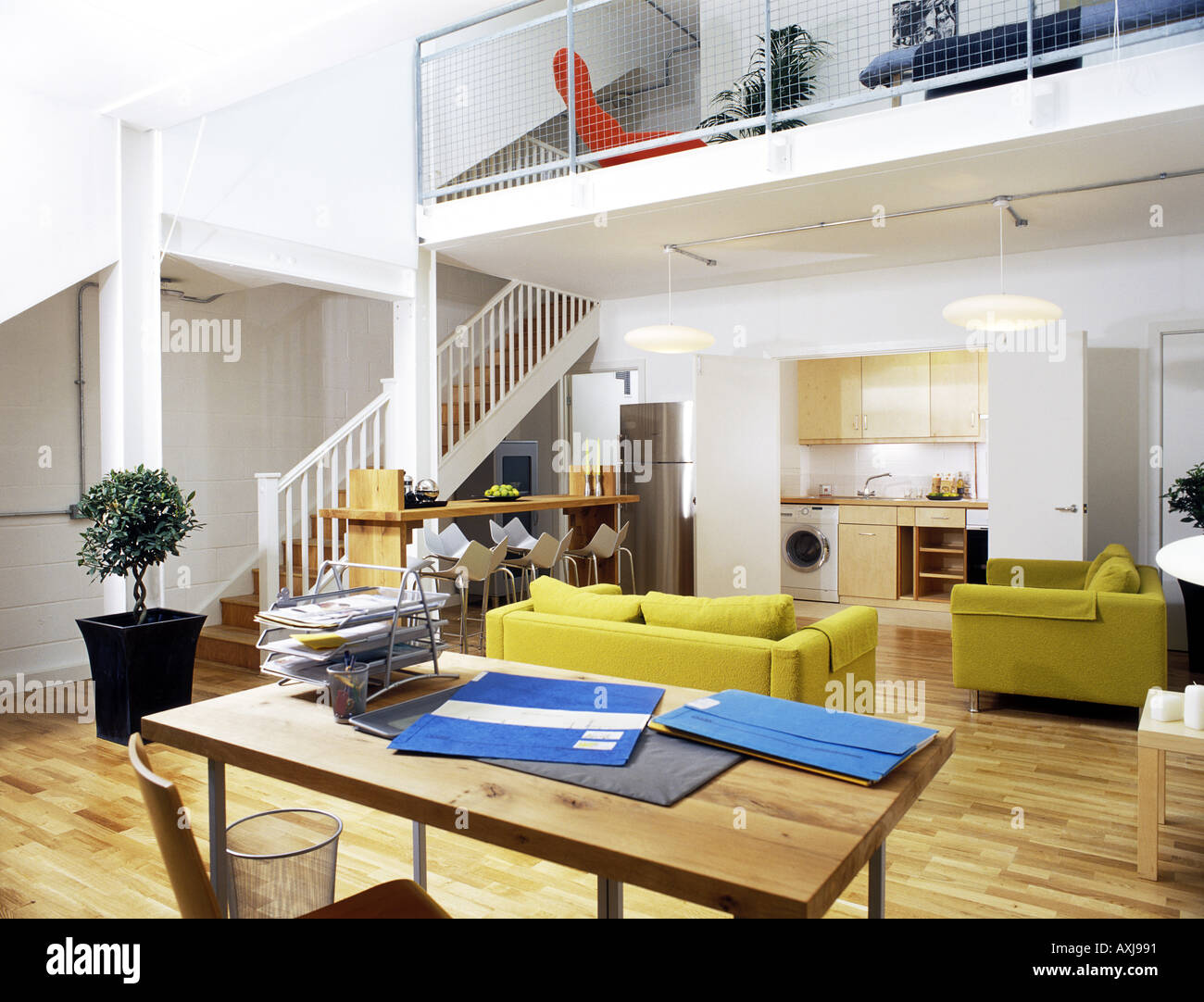 BEDZED BEDDINGTON ZERO ENERGY DEVELOPMENT Stock Photo - Alamy