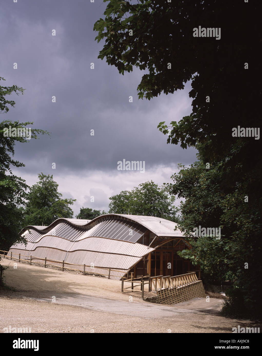 THE DOWNLAND GRIDSHELL WEALD AND DOWNLAND OPEN AIR MUSEUM Stock Photo ...