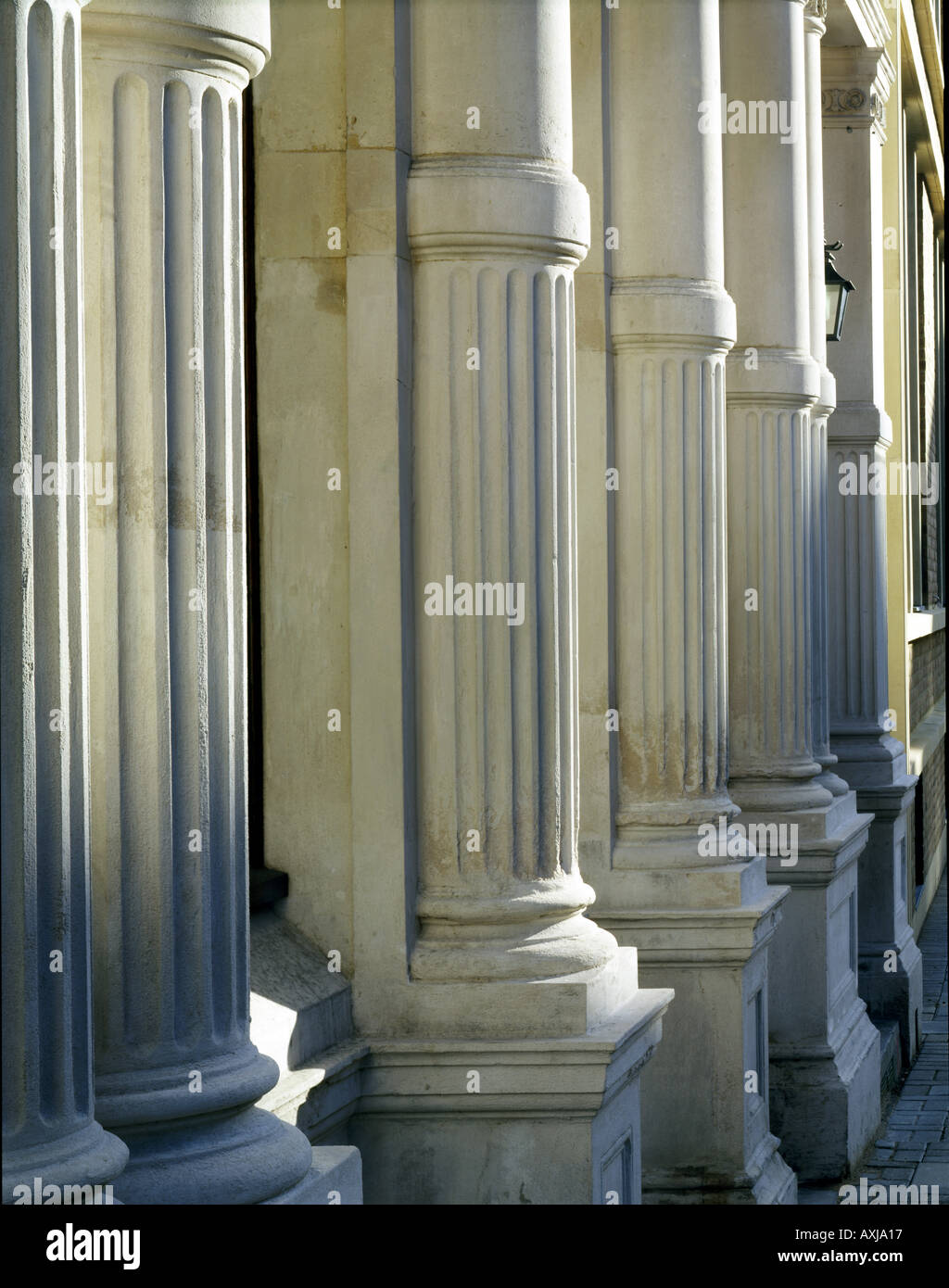 Old office building exterior hi-res stock photography and images - Alamy