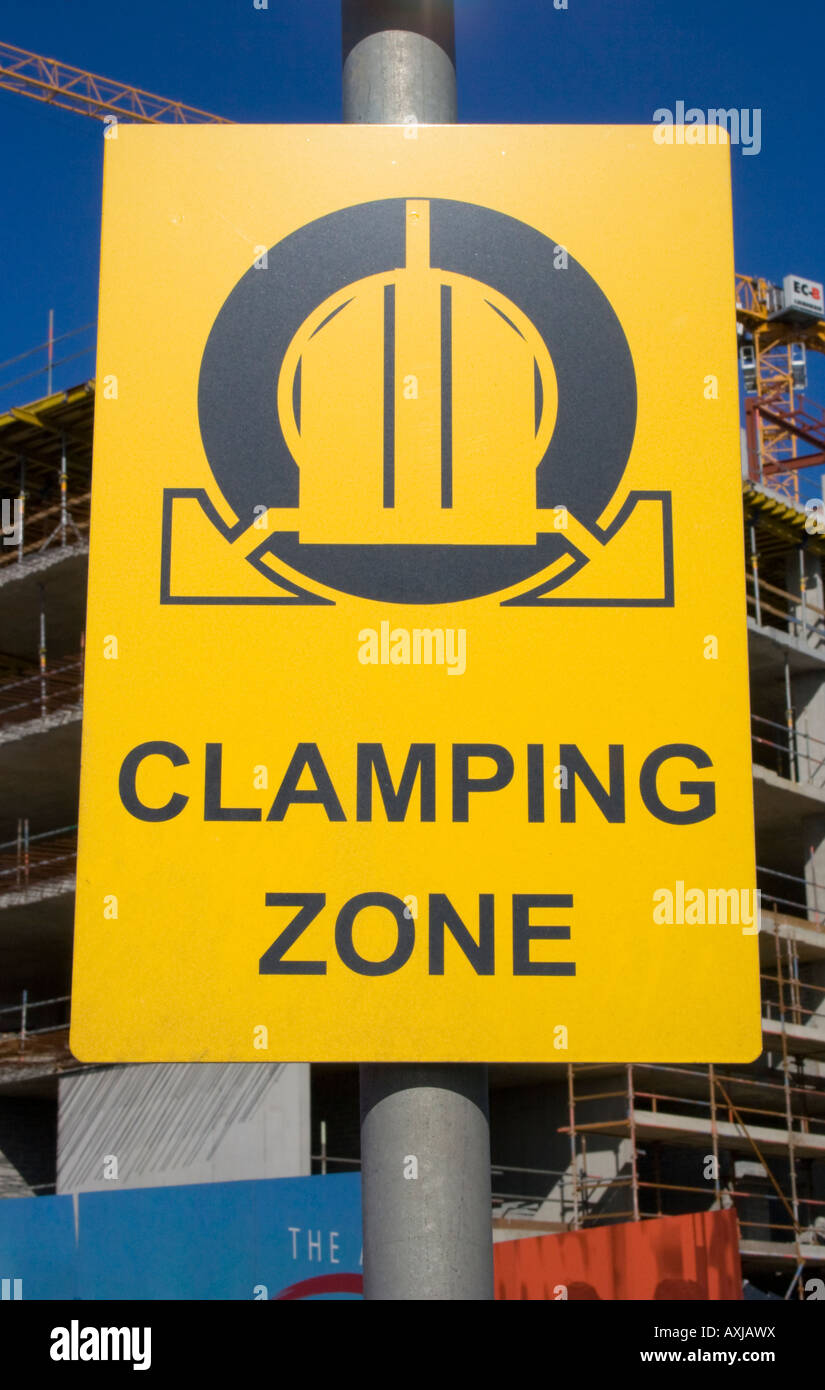 Clamping Warning Sign High Resolution Stock Photography and Images - Alamy