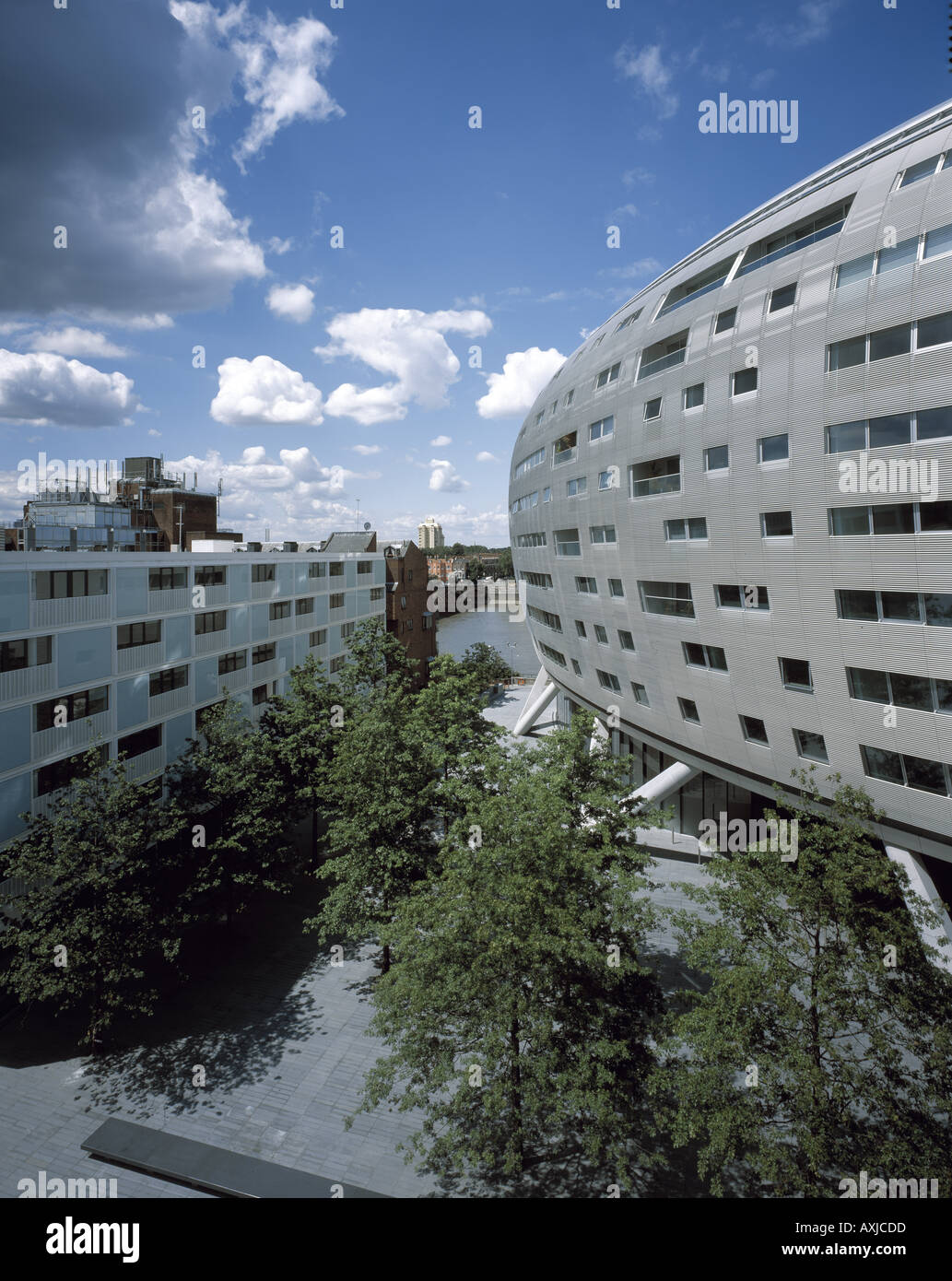 Albion riverside apartments hi-res stock photography and images - Alamy