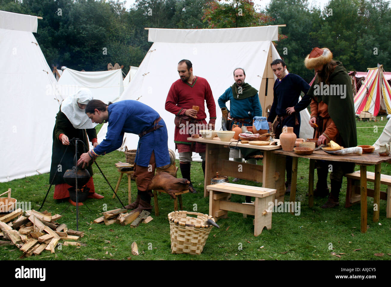 Anglo saxon soldiers hi-res stock photography and images - Alamy