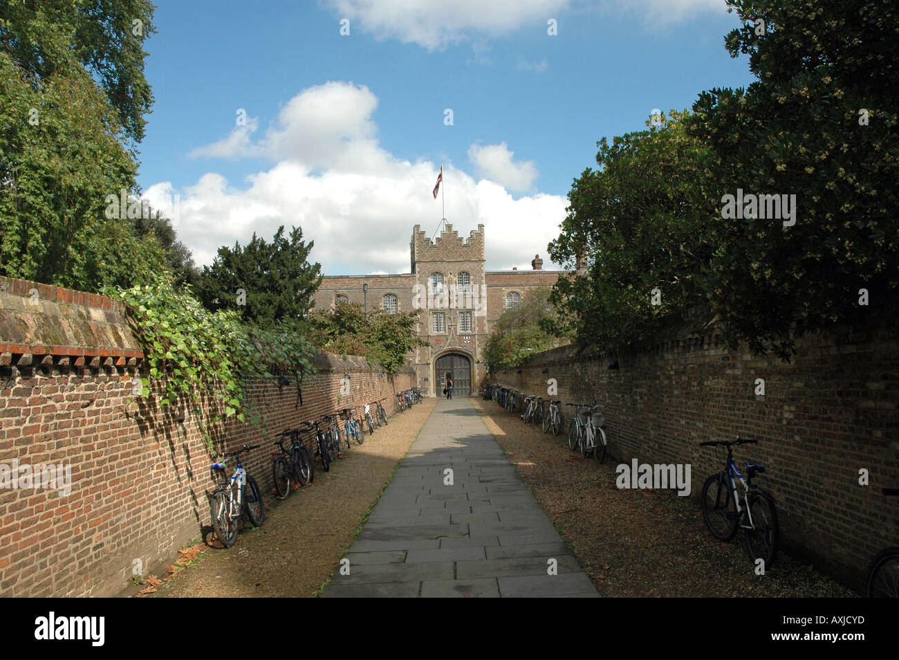 Jesus college cambridge entrance hi-res stock photography and images ...