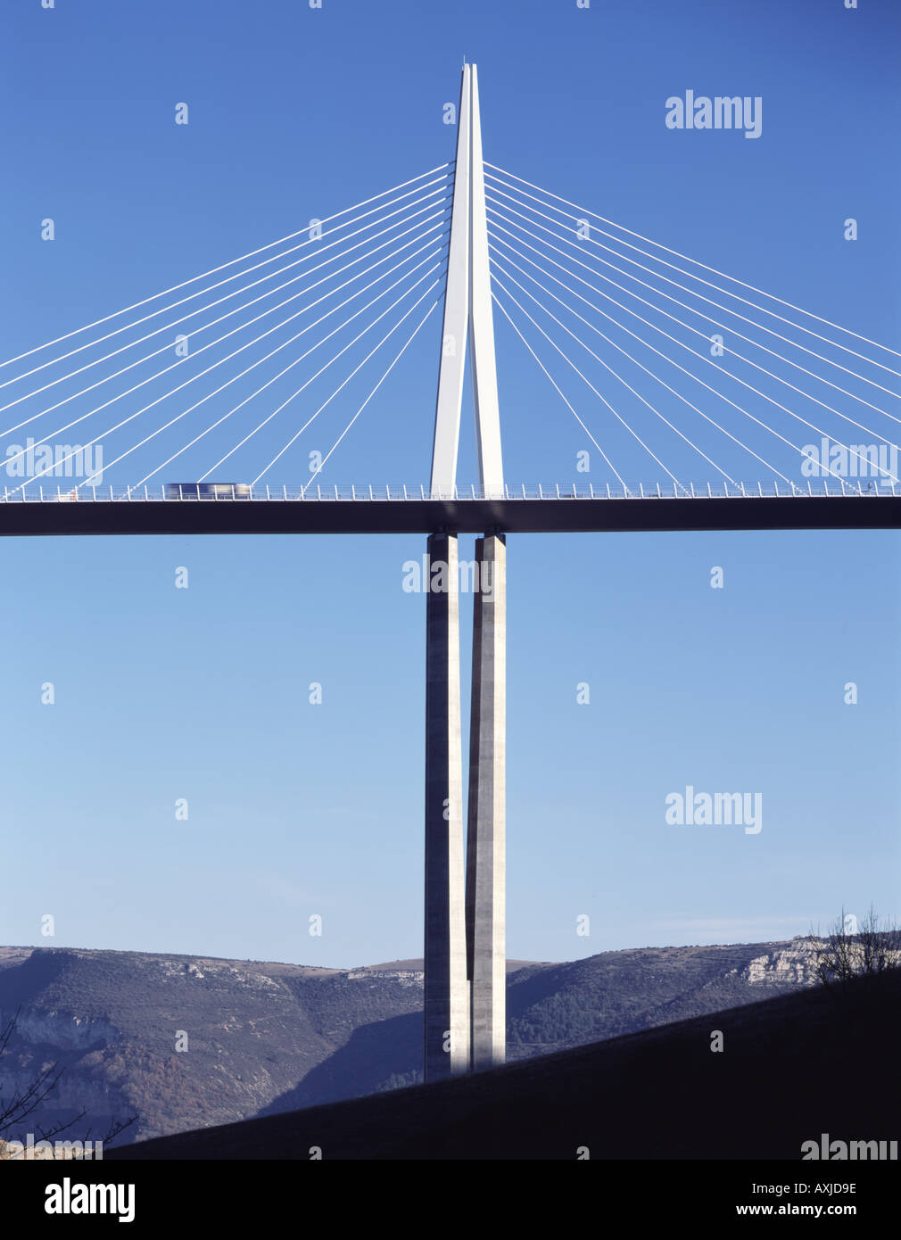 MILLAU BRIDGE VIADUCT Stock Photo - Alamy