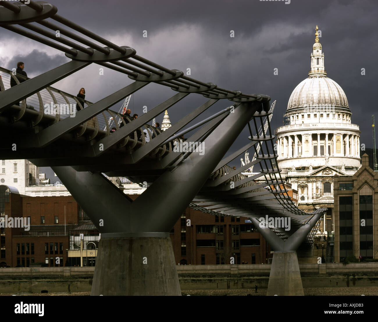 Millennium 1 hi-res stock photography and images - Alamy