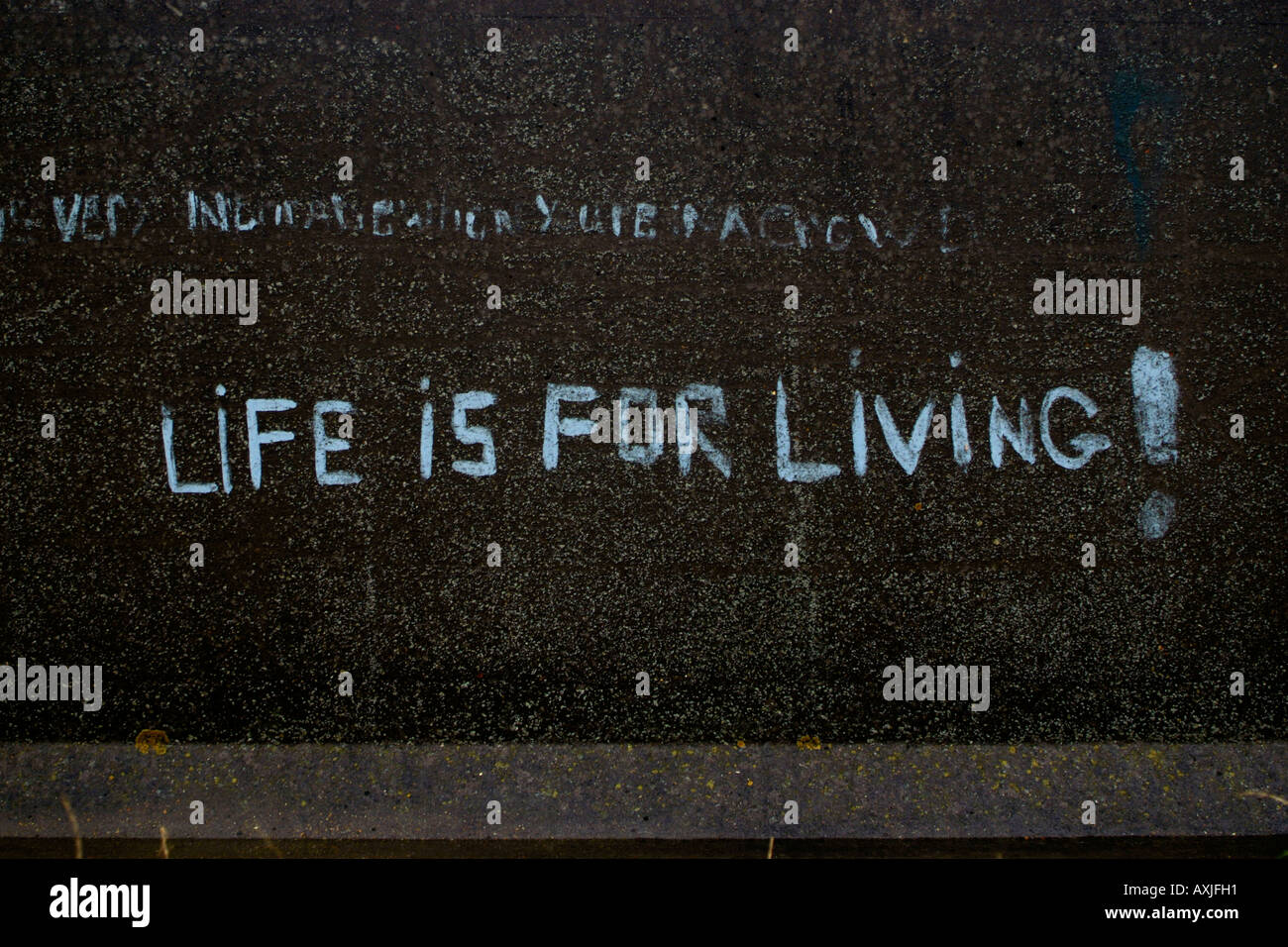Graffiti on wall statement message hi-res stock photography and images ...