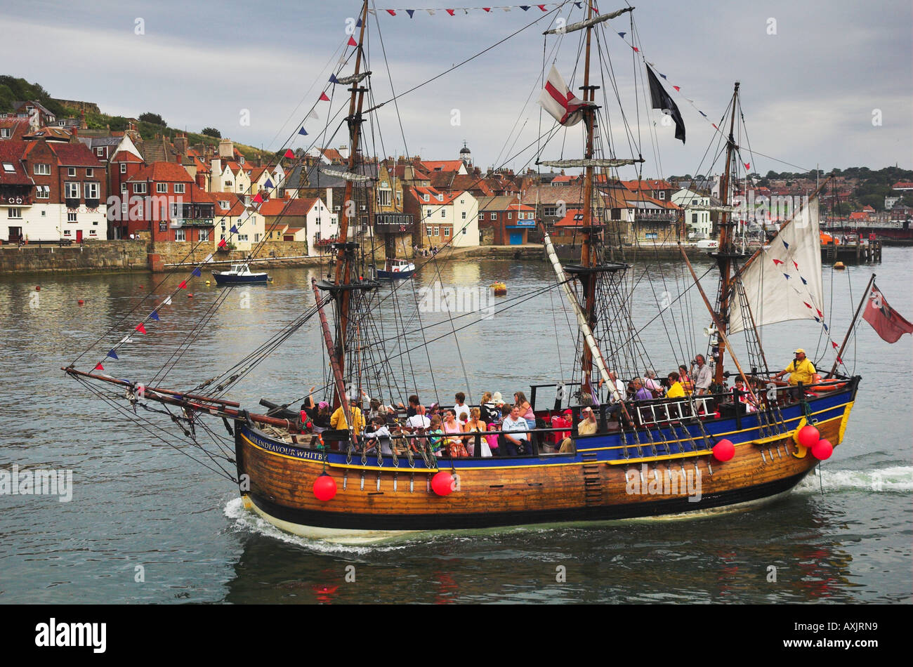 Whitby ship hi-res stock photography and images - Alamy