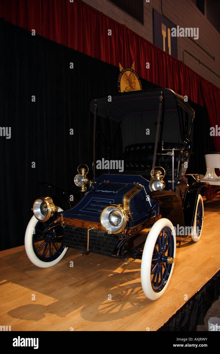 1904 Autocar Runabout. Chicago Auto Show 2008 Stock Photo - Alamy