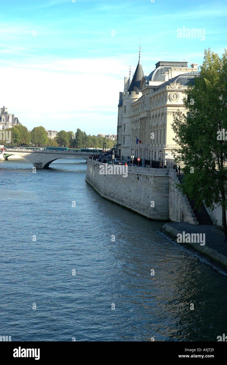 Ponte neuf hi-res stock photography and images - Alamy