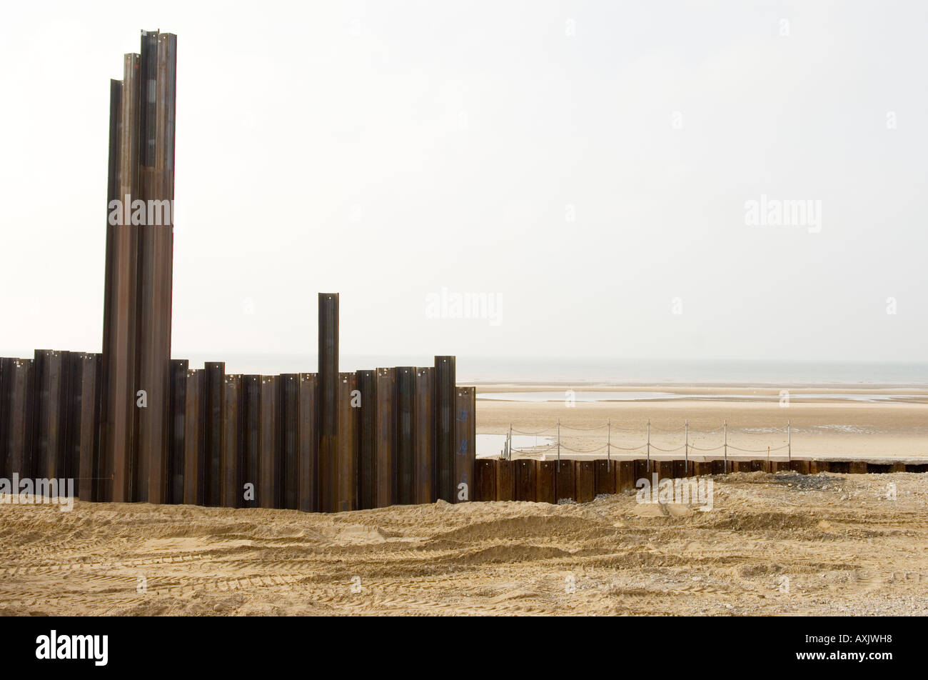 Building flood defences off Blackpool Stock Photo - Alamy