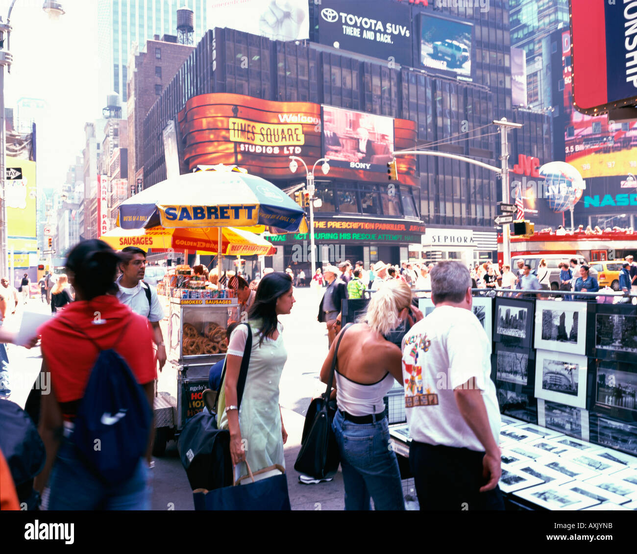 Street traders hi-res stock photography and images - Alamy