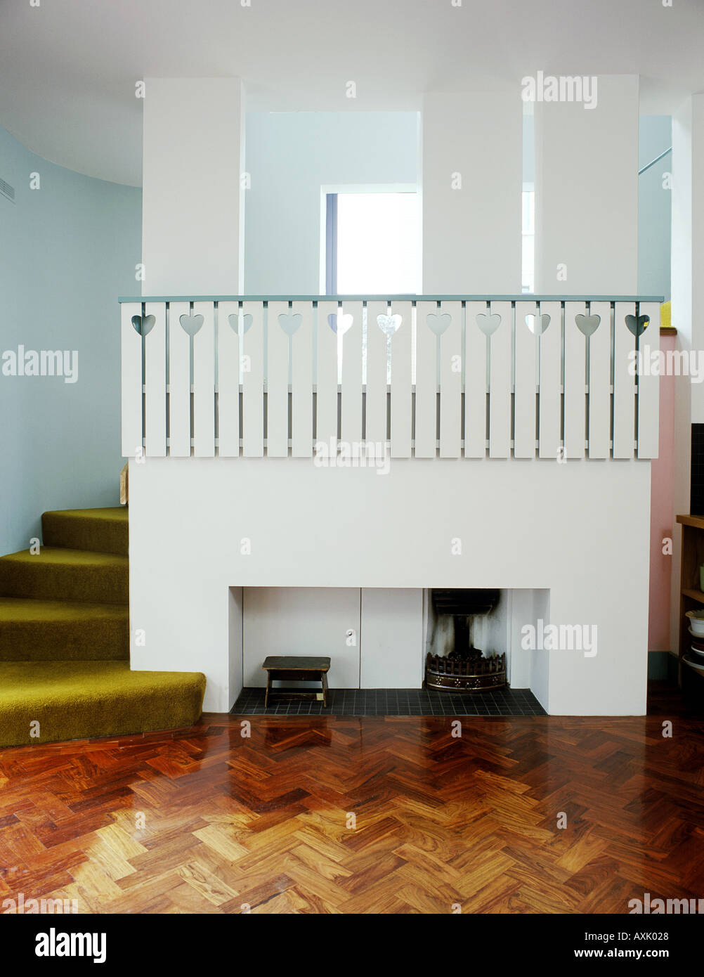 Eccentric house london hi-res stock photography and images - Alamy