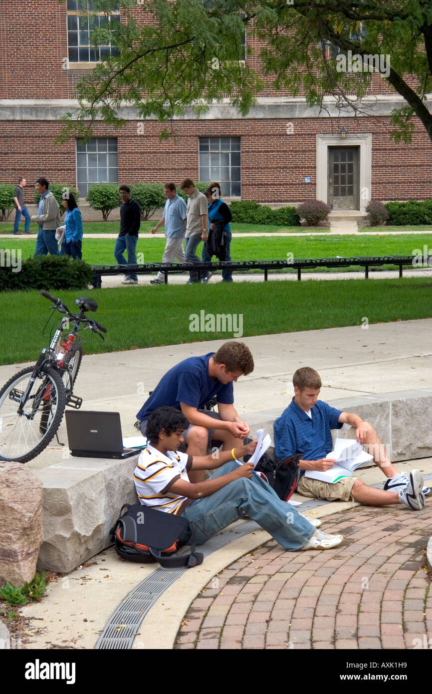 Purdue university hi-res stock photography and images - Alamy