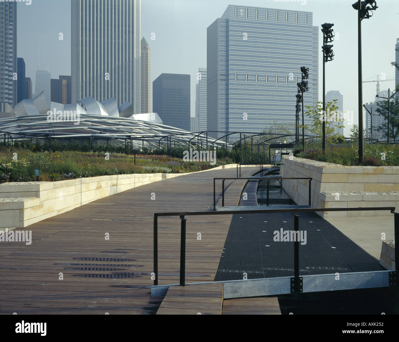 Millenium park ice rink hi-res stock photography and images - Alamy