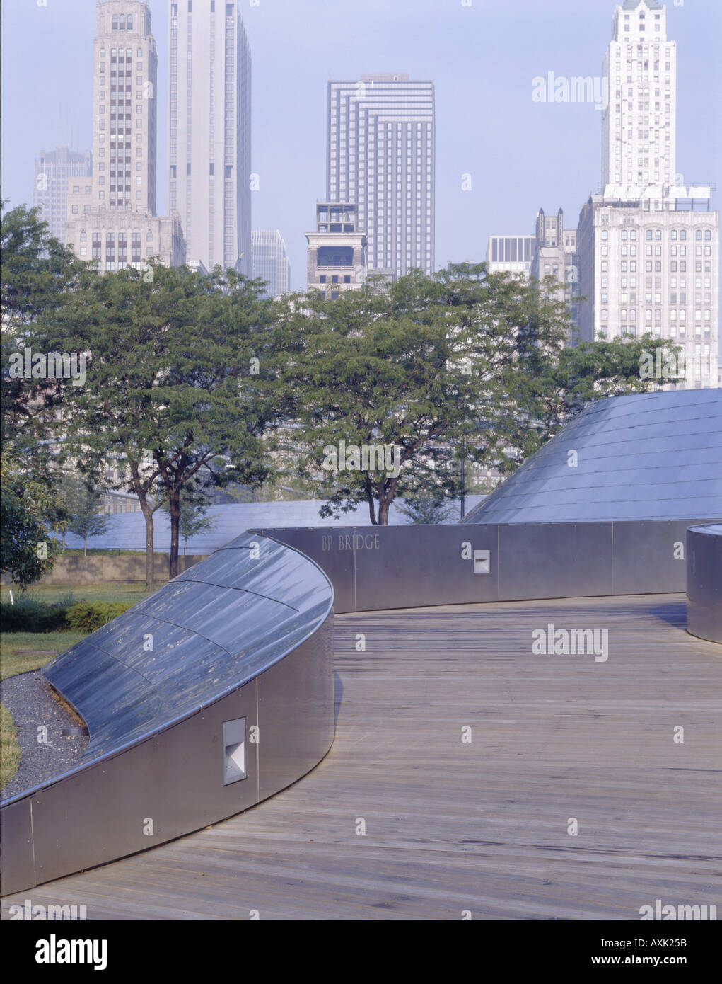 Millenium park ice rink hi-res stock photography and images - Alamy