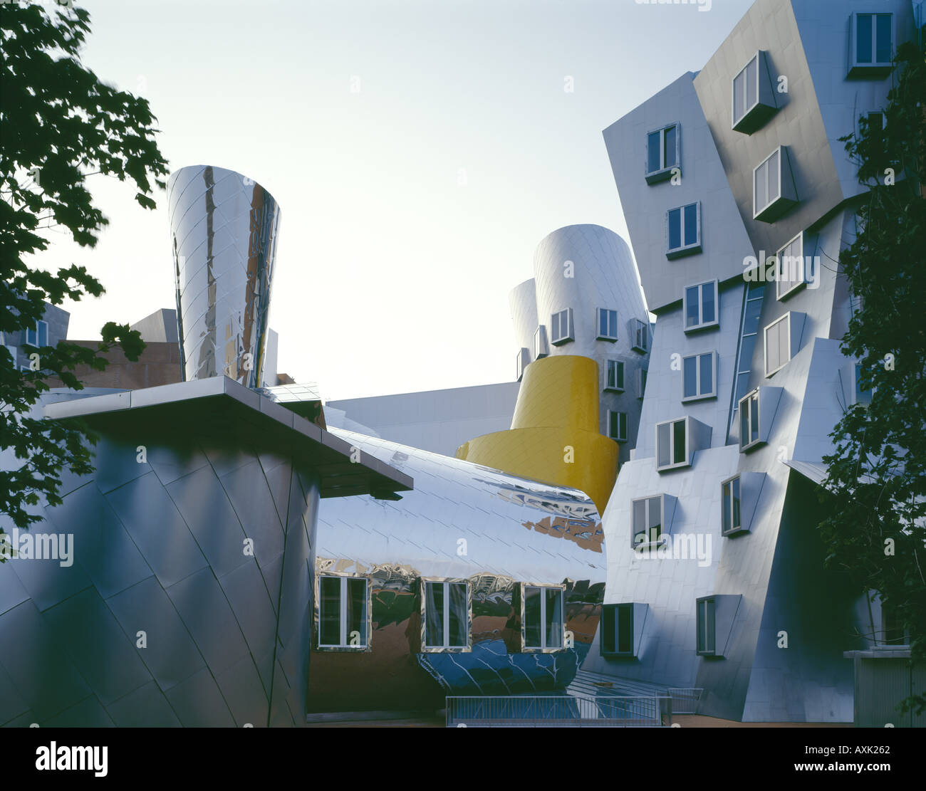 MIT STATA CENTRE Stock Photo - Alamy