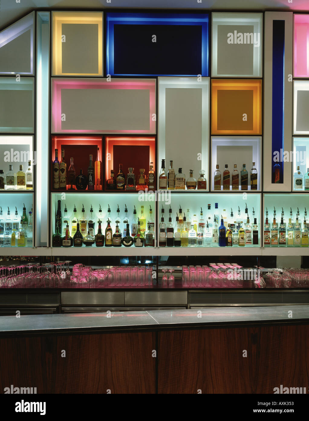 Chris che hi-res stock photography and images - Alamy