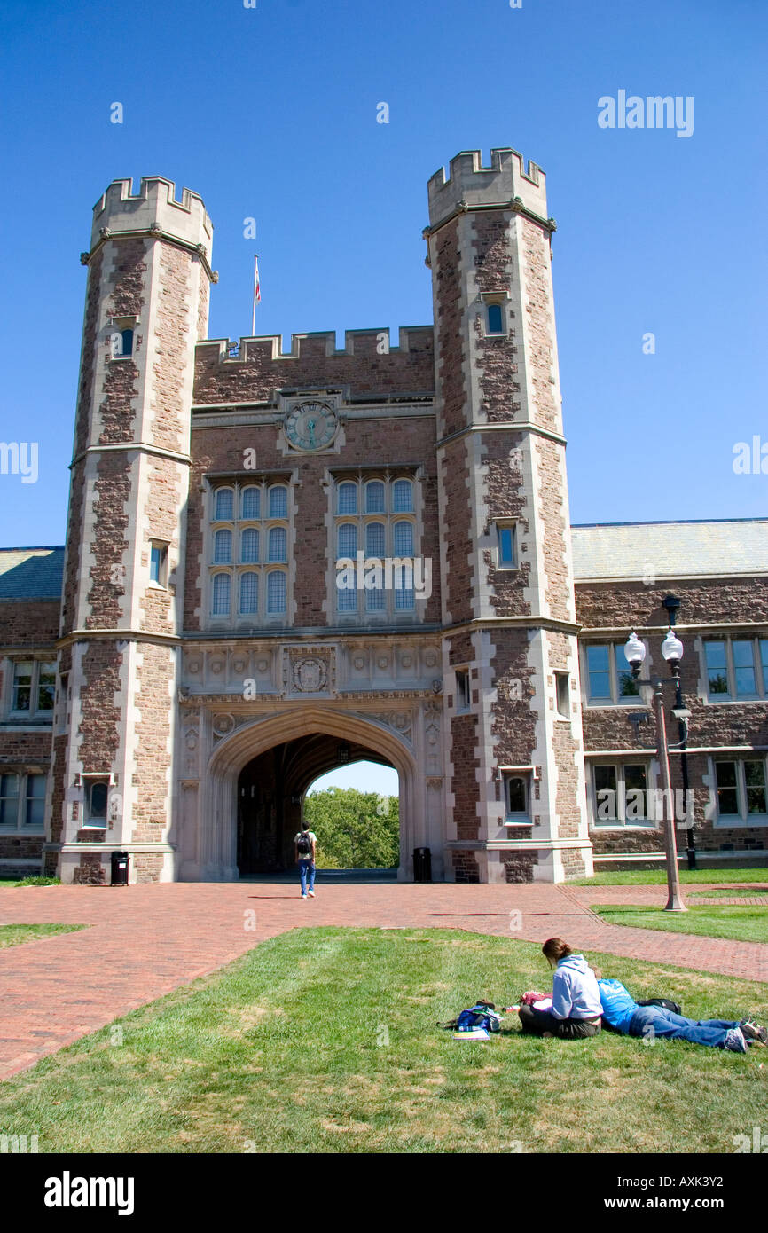 The quad university of washington hi-res stock photography and images ...