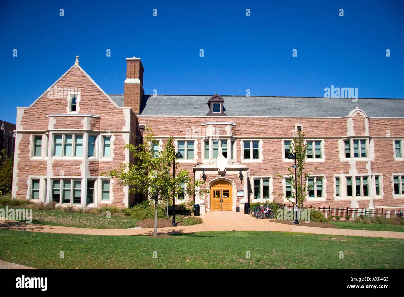 The McDonnel Center for Earth and Planetary Sciences building at ... The McDonnel Center for Earth and Planetary Sciences building at ...