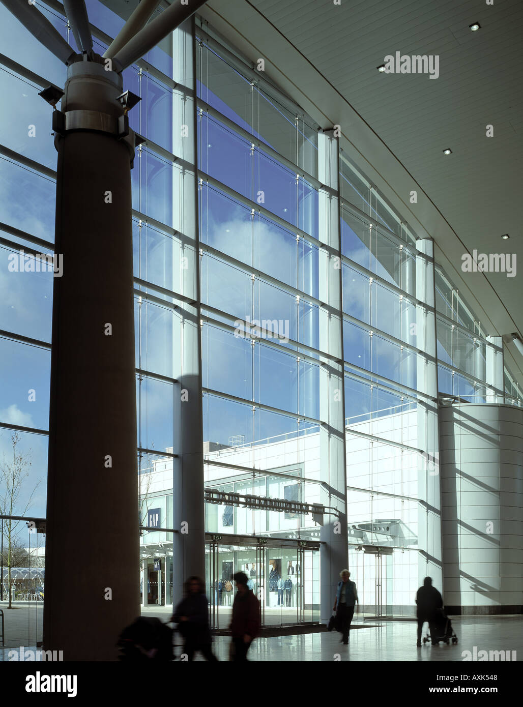 Midsummer place milton keynes hi-res stock photography and images - Alamy