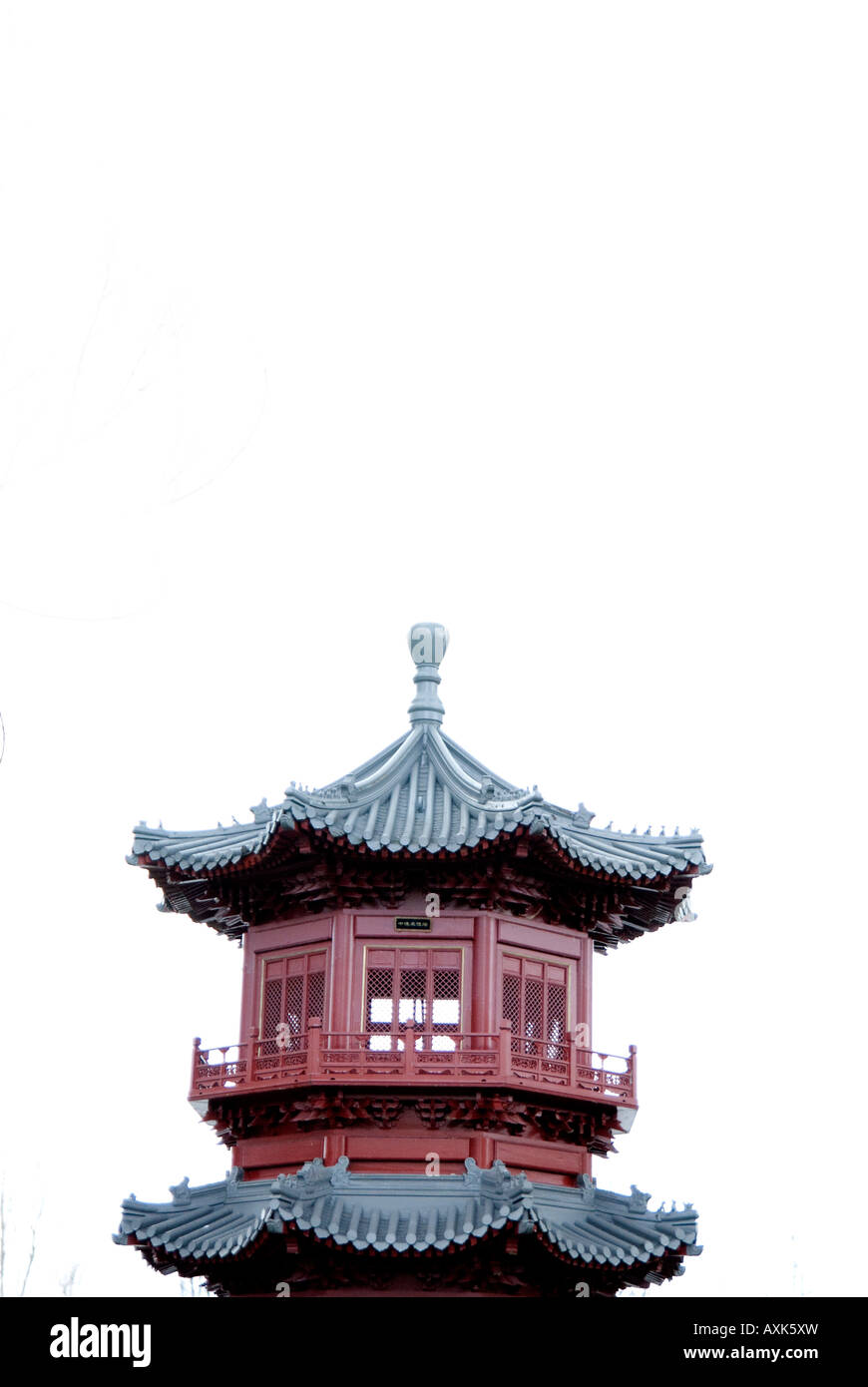 Red roof turrets hi-res stock photography and images - Alamy