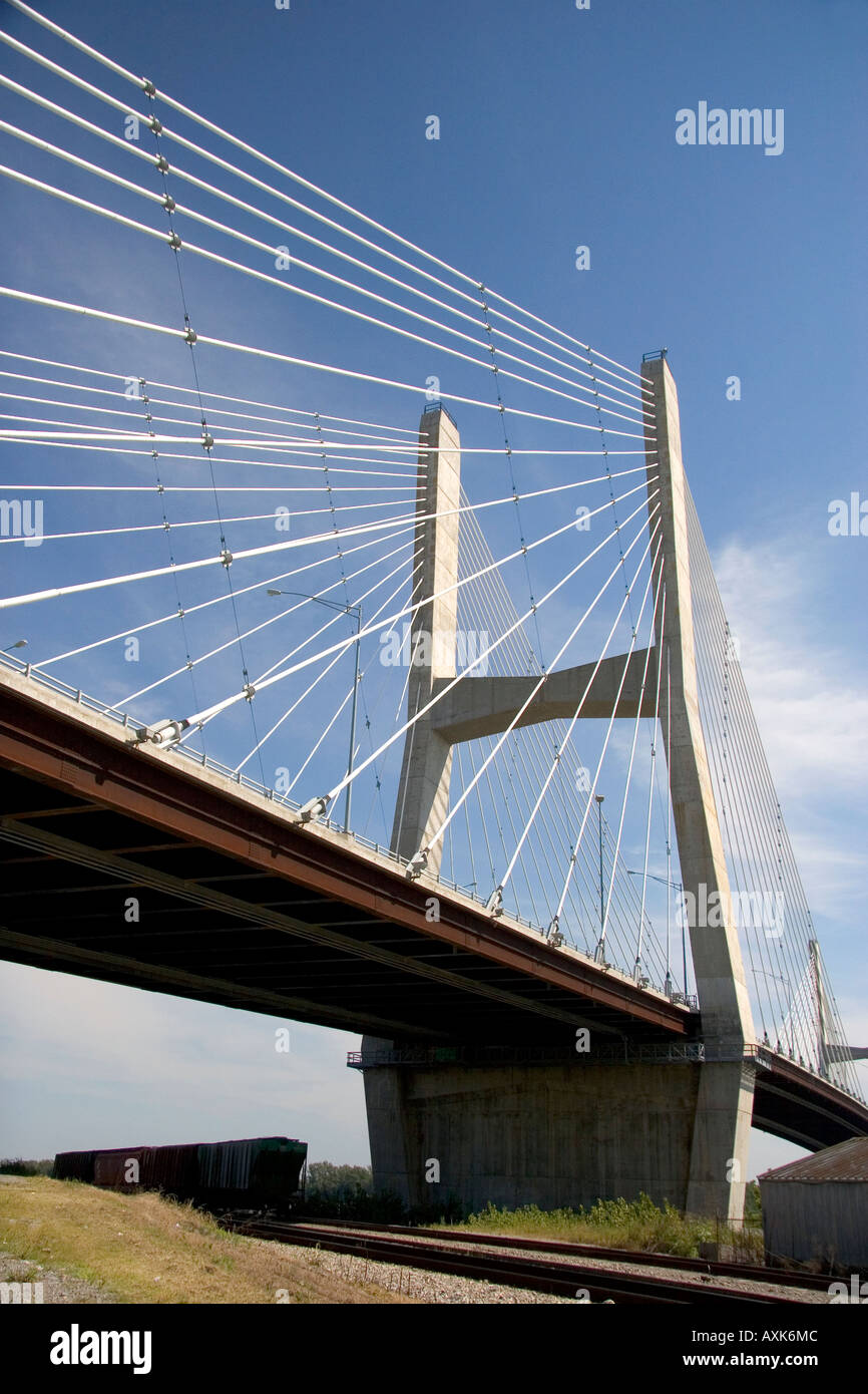 Modern suspension bridge at Cape Girardeau Missouri Stock Photo - Alamy