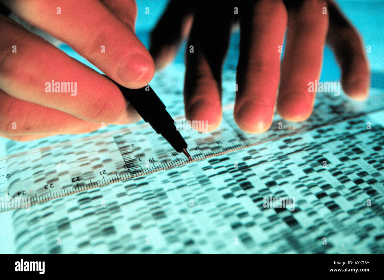 Dna sequence hi-res stock photography and images - Alamy