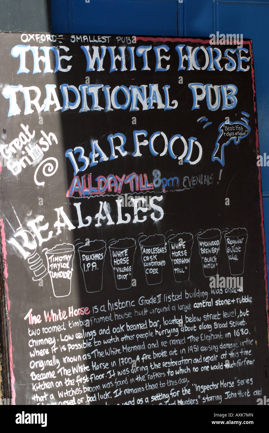 Pub Menu Sign Stock Photo - Alamy